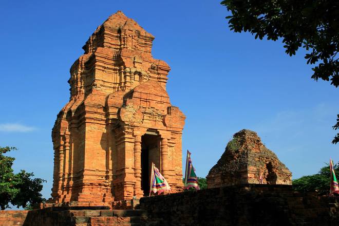 Nơi lưu giữ kỷ lục bãi đá nhiều màu nhất Việt Nam | Dulich24.com.vn